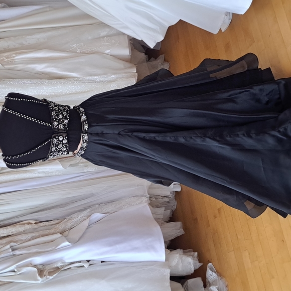 Royal Queen | Dresses | 2 Piece Formal | Poshmark